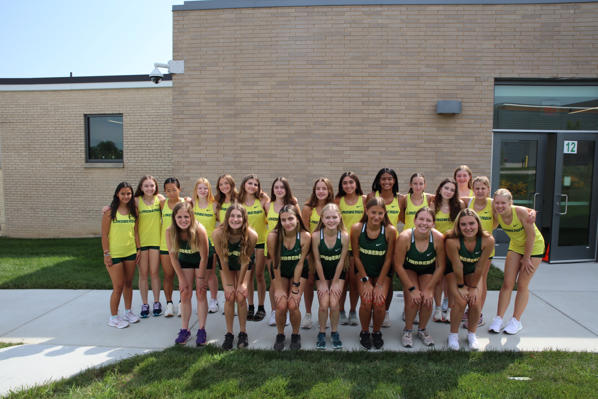 LHS girls cross country aims for higher finish in 2024 – St. Louis Call ...